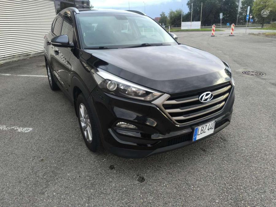 Melns Hyundai Tucson 2016 Radviliškis, ar dzinēja tilpumu 2.00 L un nobraukumu 165 tūkst. km par 10650 €, foto 13 vietnē AUTOMOTO.COM.LV