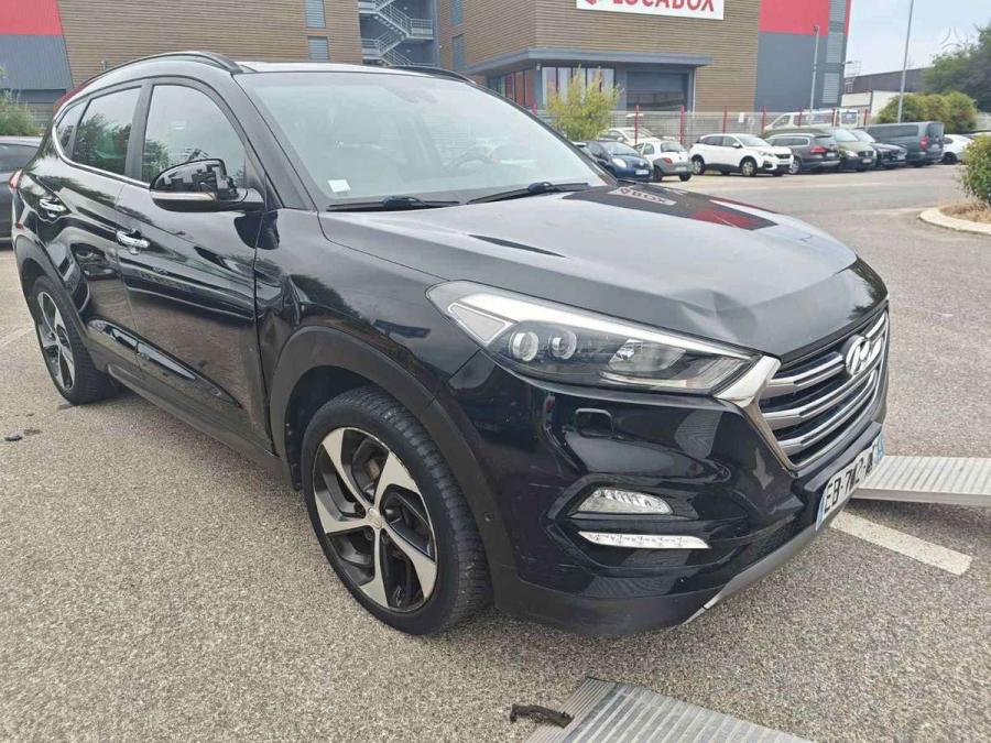 Melns Hyundai Tucson 2016 Tauragė, ar dzinēja tilpumu 1.69 L un nobraukumu 195 tūkst. km par 6700 €, foto 8 vietnē AUTOMOTO.COM.LV