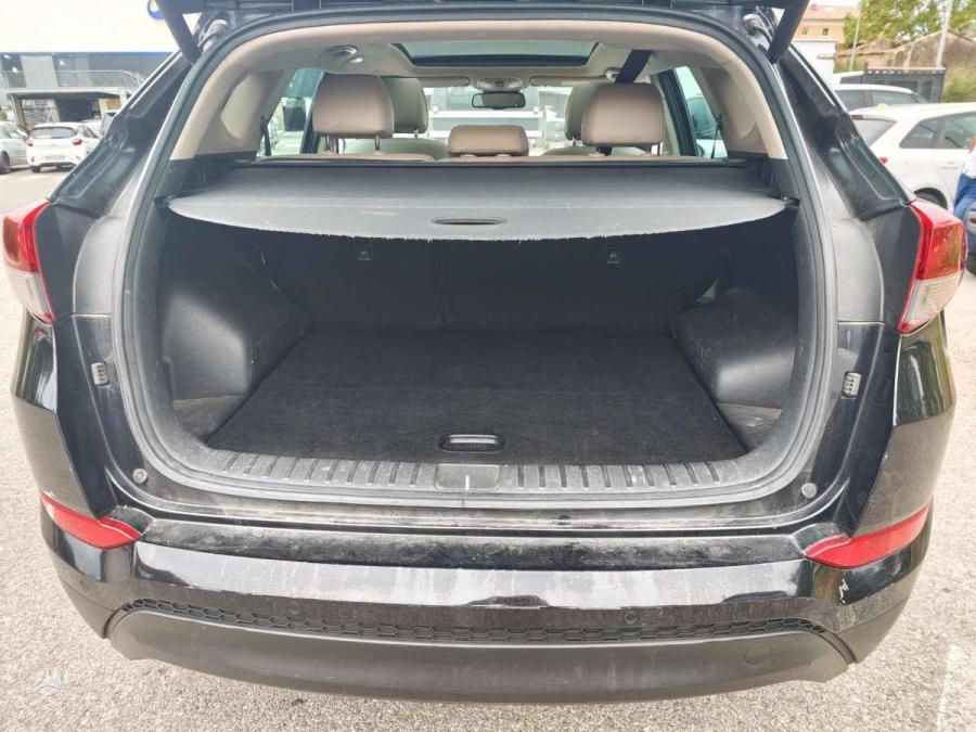 Melns Hyundai Tucson 2016 Tauragė, ar dzinēja tilpumu 1.69 L un nobraukumu 195 tūkst. km par 6700 €, foto 23 vietnē AUTOMOTO.COM.LV
