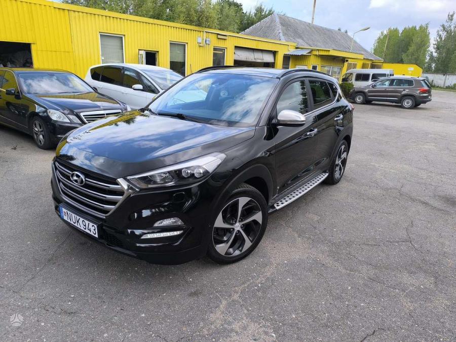 Melns Hyundai Tucson 2016 Šauļi, ar dzinēja tilpumu 2.00 L un nobraukumu 238 tūkst. km par 10350 €, foto 1 vietnē AUTOMOTO.COM.LV