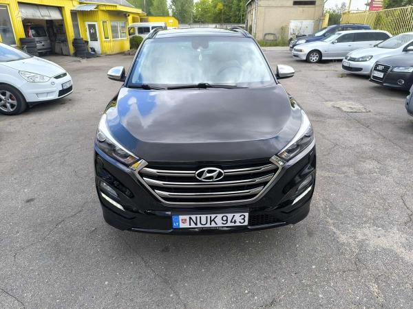 Hyundai Tucson 2016 Šauļi vietnē Melns Hyundai Tucson 2016 Šauļi, ar dzinēja tilpumu 2.00 L un nobraukumu 238 tūkst. km par 10350 €, foto 3 vietnē AUTOMOTO.COM.LV
