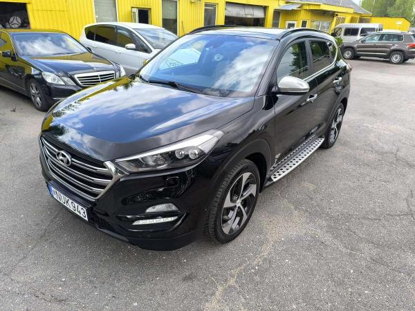 Hyundai Tucson 2016 Šauļi vietnē Melns Hyundai Tucson 2016 Šauļi, ar dzinēja tilpumu 2.00 L un nobraukumu 238 tūkst. km par 10350 €, foto 5 vietnē AUTOMOTO.COM.LV