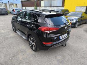 Melns Hyundai Tucson 2016 Šauļi, ar dzinēja tilpumu 2.00 L un nobraukumu 238 tūkst. km par 10350 €, foto 6 vietnē AUTOMOTO.COM.LV