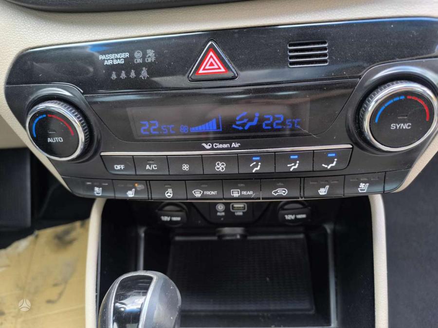Melns Hyundai Tucson 2016 Šauļi, ar dzinēja tilpumu 2.00 L un nobraukumu 238 tūkst. km par 10350 €, foto 15 vietnē AUTOMOTO.COM.LV