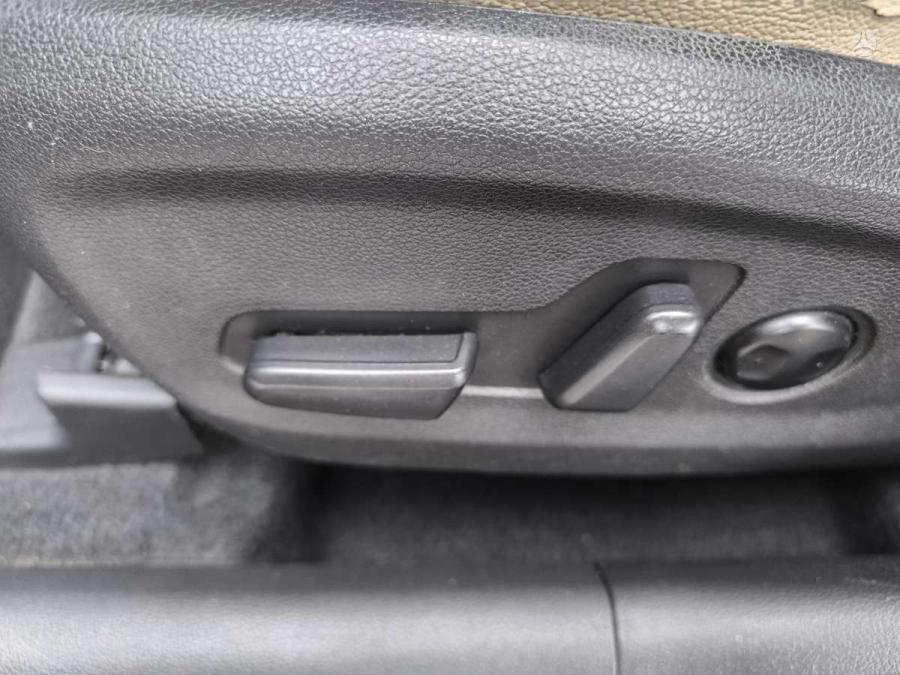 Melns Hyundai Tucson 2016 Šauļi, ar dzinēja tilpumu 2.00 L un nobraukumu 238 tūkst. km par 10350 €, foto 21 vietnē AUTOMOTO.COM.LV