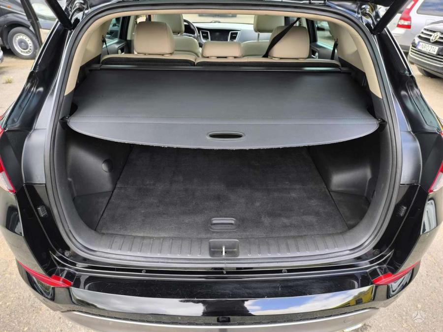 Melns Hyundai Tucson 2016 Šauļi, ar dzinēja tilpumu 2.00 L un nobraukumu 238 tūkst. km par 10350 €, foto 25 vietnē AUTOMOTO.COM.LV