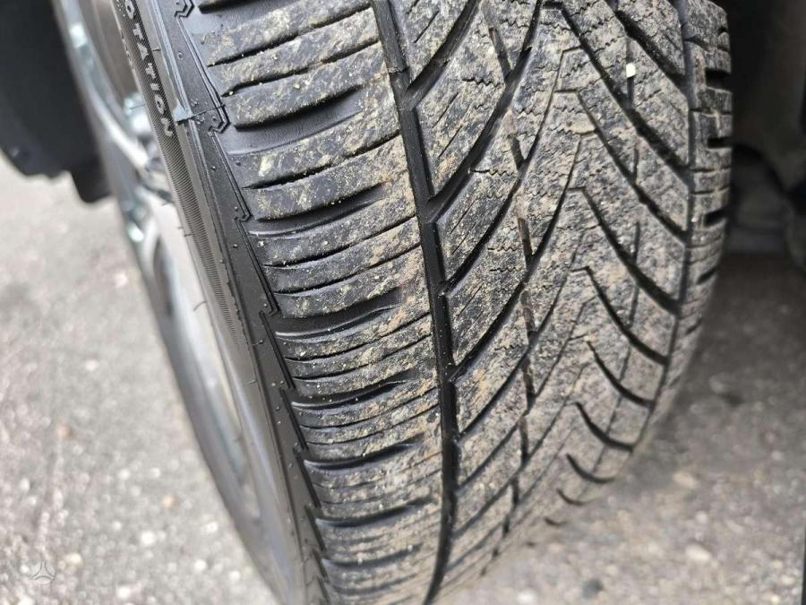 Melns Hyundai Tucson 2016 Šauļi, ar dzinēja tilpumu 2.00 L un nobraukumu 238 tūkst. km par 10350 €, foto 29 vietnē AUTOMOTO.COM.LV