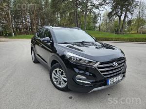 Black Hyundai Tucson 2017 in Jurmala, with an engine capacity of 1.70 L and mileage of 145 thousand km for 12600 €, photo  on AUTOMOTO.COM.LV
