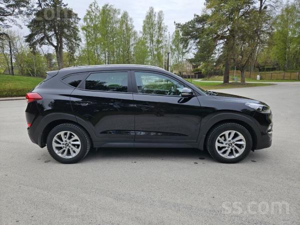 Melns Hyundai Tucson 2017 Jūrmala, ar dzinēja tilpumu 1.70 L un nobraukumu 145 tūkst. km par 12600 €, foto 2 vietnē AUTOMOTO.COM.LV