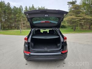 Melns Hyundai Tucson 2017 Jūrmala, ar dzinēja tilpumu 1.70 L un nobraukumu 145 tūkst. km par 12600 €, foto 8 vietnē AUTOMOTO.COM.LV