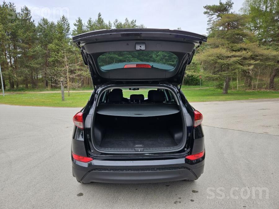 Melns Hyundai Tucson 2017 Jūrmala, ar dzinēja tilpumu 1.70 L un nobraukumu 145 tūkst. km par 12600 €, foto 8 vietnē AUTOMOTO.COM.LV