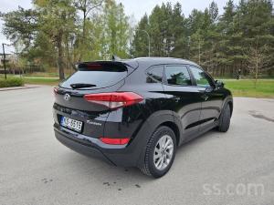 Melns Hyundai Tucson 2017 Jūrmala, ar dzinēja tilpumu 1.70 L un nobraukumu 145 tūkst. km par 12600 €, foto 15 vietnē AUTOMOTO.COM.LV