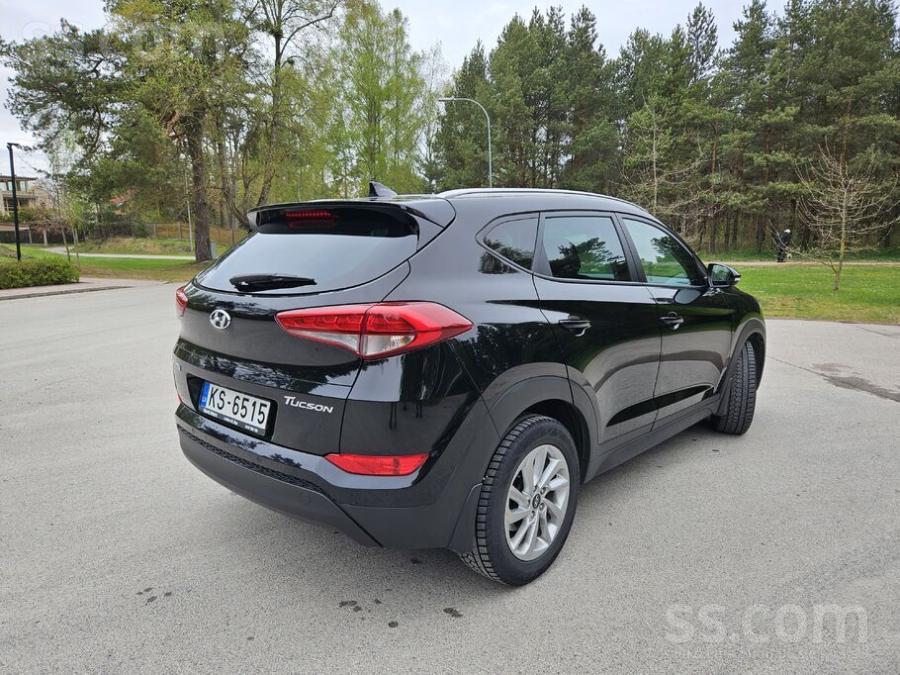 Melns Hyundai Tucson 2017 Jūrmala, ar dzinēja tilpumu 1.70 L un nobraukumu 145 tūkst. km par 12600 €, foto 15 vietnē AUTOMOTO.COM.LV
