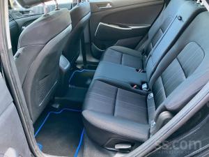 Melns Hyundai Tucson 2017 Talsi, ar dzinēja tilpumu 2.00 L un nobraukumu 199 tūkst. km par 12500 €, foto 15 vietnē AUTOMOTO.COM.LV