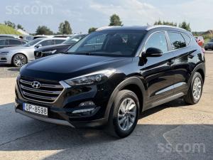 Melns Hyundai Tucson 2017 Rīga, ar dzinēja tilpumu 1.60 L un nobraukumu 99 tūkst. km par 13900 €, foto 4 vietnē AUTOMOTO.COM.LV