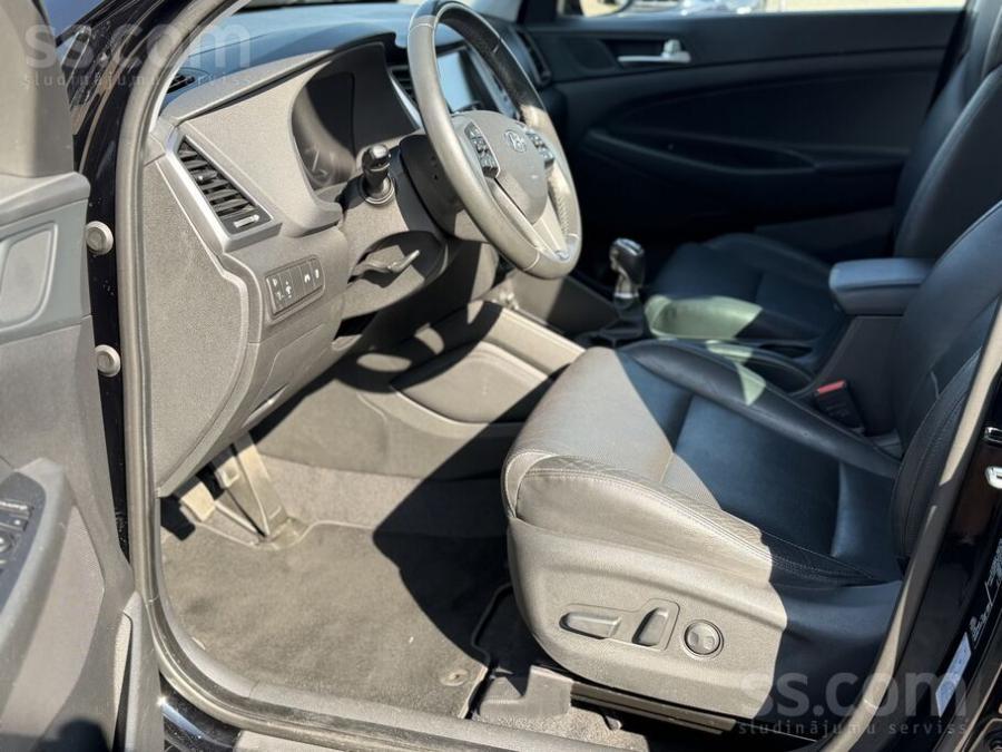 Melns Hyundai Tucson 2017 Rīga, ar dzinēja tilpumu 1.60 L un nobraukumu 99 tūkst. km par 13900 €, foto 8 vietnē AUTOMOTO.COM.LV