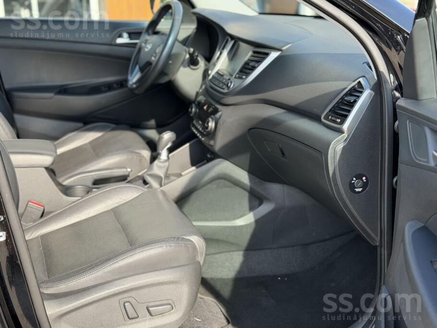 Melns Hyundai Tucson 2017 Rīga, ar dzinēja tilpumu 1.60 L un nobraukumu 99 tūkst. km par 13900 €, foto 16 vietnē AUTOMOTO.COM.LV