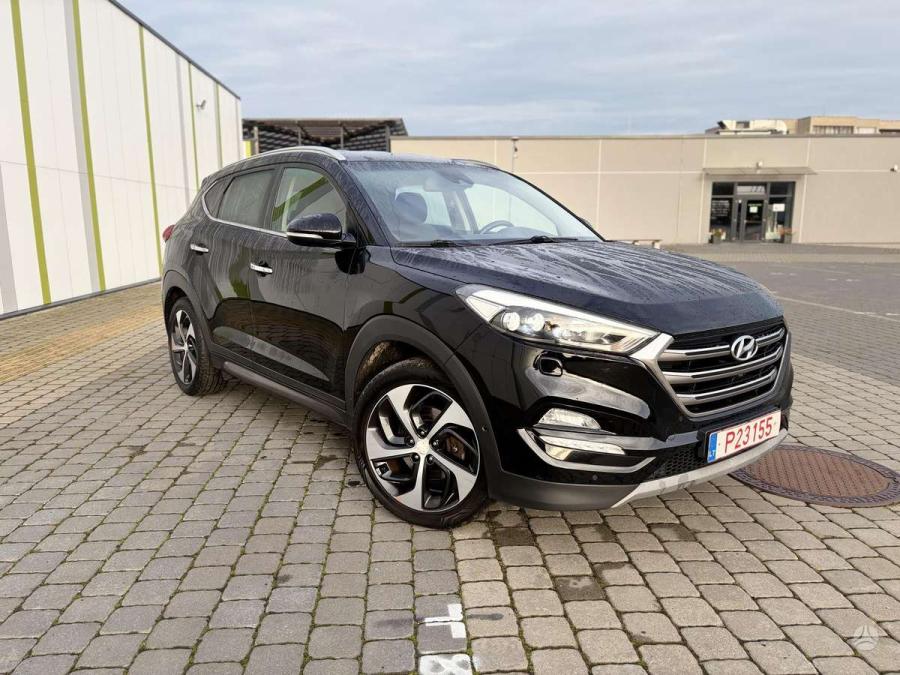 Черный Хендай Туксон 2017 в Расейняй, объемом двигателя 1.69 л и пробегом 238 тыс. км за 8999 €, фото 3 на AUTOMOTO.COM.LV