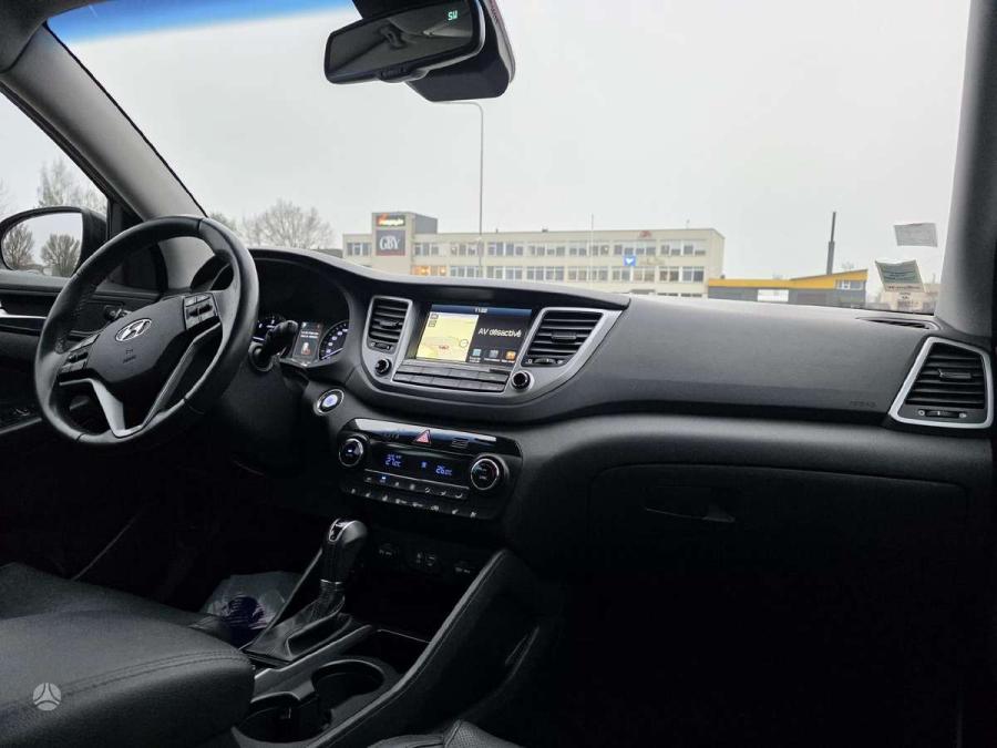 Melns Hyundai Tucson 2018 Tauragė, ar dzinēja tilpumu 1.69 L un nobraukumu 117 tūkst. km par 13800 €, foto 19 vietnē AUTOMOTO.COM.LV