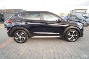 Black Hyundai Tucson 2018 in Kaunas, with an engine capacity of 2.00 L and mileage of 82 thousand km for 22287 €, photo 8 on AUTOMOTO.COM.LV