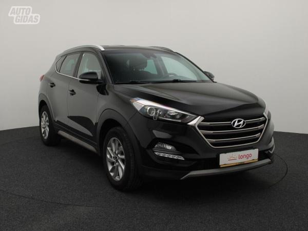 Black Hyundai Tucson 2018 in Vilnius, with an engine capacity of 1.60 L and mileage of 142 thousand km for 13399 €, photo 10 on AUTOMOTO.COM.LV