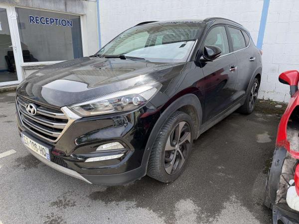Melns Hyundai Tucson 2018 Tauragė, ar dzinēja tilpumu 2.00 L un nobraukumu 178 tūkst. km par 10200 €, foto 1 vietnē AUTOMOTO.COM.LV