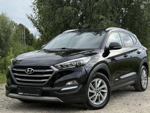 Black Hyundai Tucson 2018 in Siauliai, with an engine capacity of 2.00 L and mileage of 172 thousand km for 14950 €, photo 2 on AUTOMOTO.COM.LV
