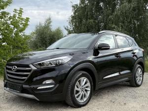 Black Hyundai Tucson 2018 in Siauliai, with an engine capacity of 2.00 L and mileage of 172 thousand km for 14950 €, photo 5 on AUTOMOTO.COM.LV