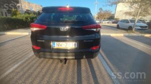 Melns Hyundai Tucson 2018 Daugavpils, ar dzinēja tilpumu 1.60 L un nobraukumu 185 tūkst. km par 13800 €, foto 4 vietnē AUTOMOTO.COM.LV