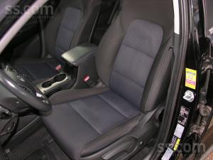 Black Hyundai Tucson 2018 in Riga, with an engine capacity of 1.60 L and mileage of 185 thousand km for 13550 €, photo 11 on AUTOMOTO.COM.LV