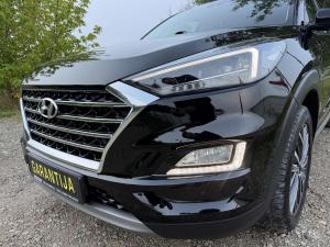 Black Hyundai Tucson 2018 in Siauliai, with an engine capacity of 1.60 L and mileage of 198 thousand km for 15750 €, photo 20 on AUTOMOTO.COM.LV