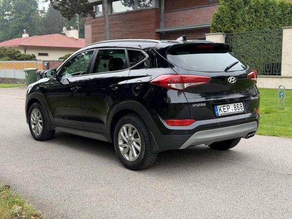 Melns Hyundai Tucson 2018 Viļņa, ar dzinēja tilpumu 1.59 L un nobraukumu 175 tūkst. km par 9850 €, foto 5 vietnē AUTOMOTO.COM.LV