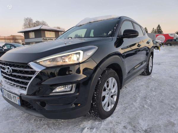 Melns Hyundai Tucson 2019 Tauragė, ar dzinēja tilpumu 1.60 L un nobraukumu 141 tūkst. km par 14800 €, foto 1 vietnē AUTOMOTO.COM.LV