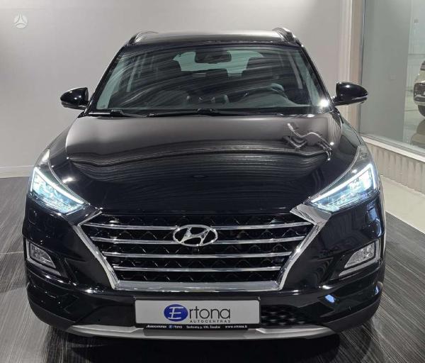 Black Hyundai Tucson 2019 in Siauliai, with an engine capacity of 1.59 L and mileage of 101 thousand km for 16900 €, photo 10 on AUTOMOTO.COM.LV