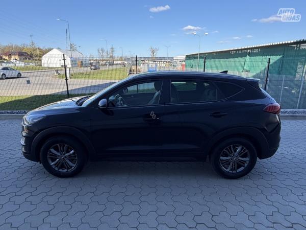Melns Hyundai Tucson 2019 Kauņa, ar dzinēja tilpumu 1.60 L un nobraukumu 217 tūkst. km par 13500 €, foto 4 vietnē AUTOMOTO.COM.LV