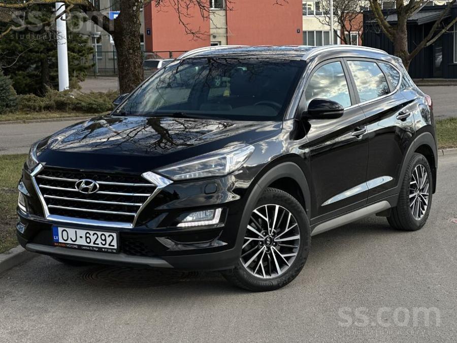 Черный Хендай Туксон 2019 в Рига, объемом двигателя 1.60 л и пробегом 73 тыс. км за 18600 €, фото 1 на AUTOMOTO.COM.LV