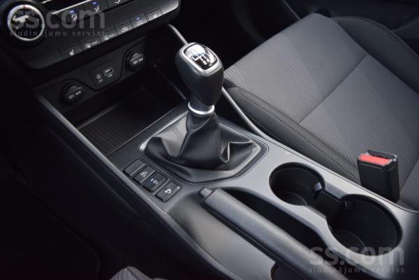 Melns Hyundai Tucson 2019 Rīga, ar dzinēja tilpumu 1.60 L un nobraukumu 132 tūkst. km par 12500 €, foto 5 vietnē AUTOMOTO.COM.LV