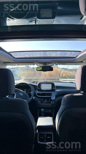 Black Hyundai Tucson 2019 in Jelgava, with an engine capacity of 1.60 L and mileage of 137 thousand km for 15995 €, photo 14 on AUTOMOTO.COM.LV