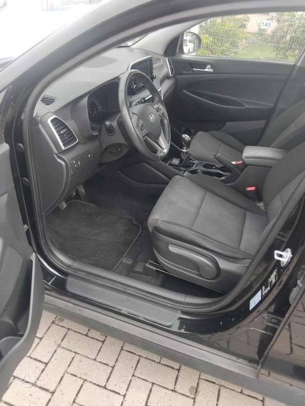 Melns Hyundai Tucson 2019 Tauragė, ar dzinēja tilpumu 1.60 L un nobraukumu 138 tūkst. km par 11650 €, foto 5 vietnē AUTOMOTO.COM.LV