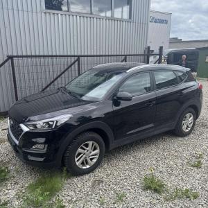 Melns Hyundai Tucson 2019 Tauragė, ar dzinēja tilpumu 1.60 L un nobraukumu 152 tūkst. km par 7800 €, foto 4 vietnē AUTOMOTO.COM.LV