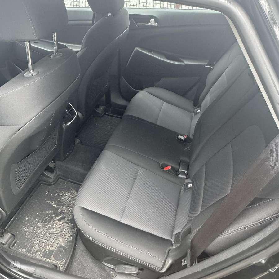 Melns Hyundai Tucson 2019 Tauragė, ar dzinēja tilpumu 1.60 L un nobraukumu 152 tūkst. km par 7800 €, foto 13 vietnē AUTOMOTO.COM.LV