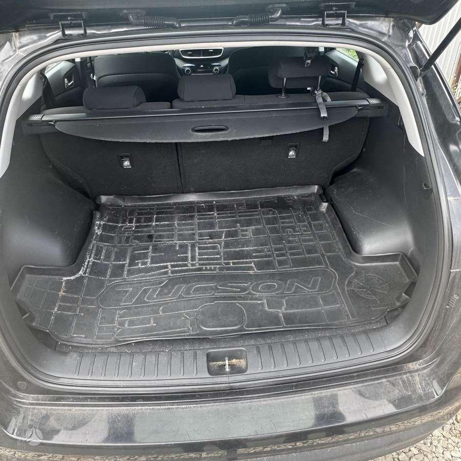 Melns Hyundai Tucson 2019 Tauragė, ar dzinēja tilpumu 1.60 L un nobraukumu 152 tūkst. km par 7800 €, foto 15 vietnē AUTOMOTO.COM.LV