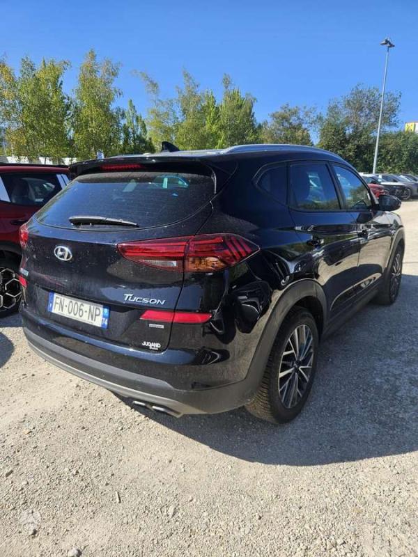 Black Hyundai Tucson 2019 in Taurage, with an engine capacity of 1.60 L and mileage of 98 thousand km for 14400 €, photo 6 on AUTOMOTO.COM.LV