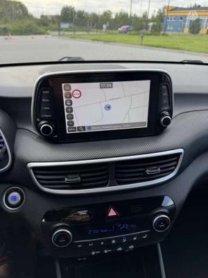 Black Hyundai Tucson 2019 in Telschi, with an engine capacity of 1.60 L and mileage of 230 thousand km for 12700 €, photo 33 on AUTOMOTO.COM.LV