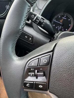 Black Hyundai Tucson 2019 in Telschi, with an engine capacity of 1.60 L and mileage of 230 thousand km for 12700 €, photo 36 on AUTOMOTO.COM.LV