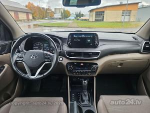 Black Hyundai Tucson 2019 in Paide, with an engine capacity of 1.60 L and mileage of 114 thousand km for 13990 €, photo 9 on AUTOMOTO.COM.LV