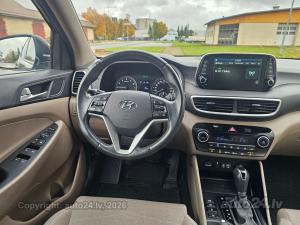 Black Hyundai Tucson 2019 in Paide, with an engine capacity of 1.60 L and mileage of 114 thousand km for 13990 €, photo 10 on AUTOMOTO.COM.LV