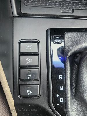 Black Hyundai Tucson 2019 in Paide, with an engine capacity of 1.60 L and mileage of 114 thousand km for 13990 €, photo 17 on AUTOMOTO.COM.LV
