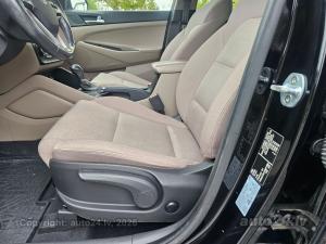 Black Hyundai Tucson 2019 in Paide, with an engine capacity of 1.60 L and mileage of 114 thousand km for 13990 €, photo 22 on AUTOMOTO.COM.LV