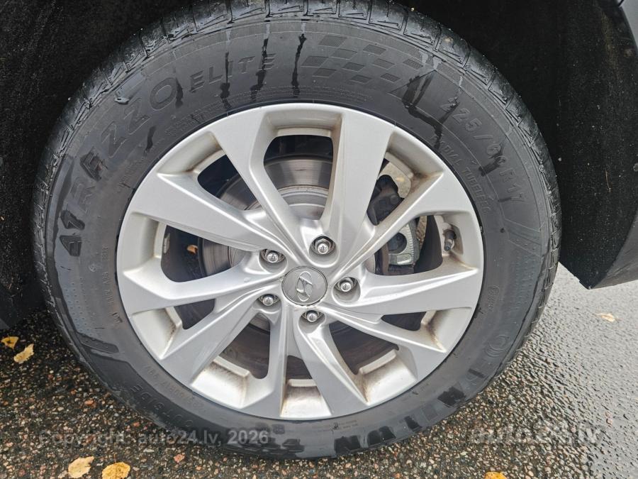 Black Hyundai Tucson 2019 in Paide, with an engine capacity of 1.60 L and mileage of 114 thousand km for 13990 €, photo 28 on AUTOMOTO.COM.LV